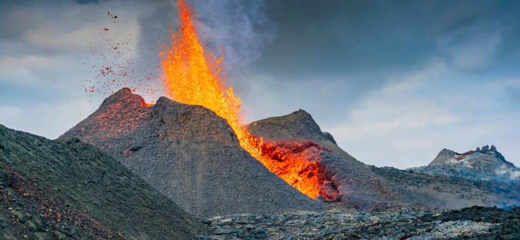 Nouvelle éruption volcanique en Islande, les images sont impressionnantes