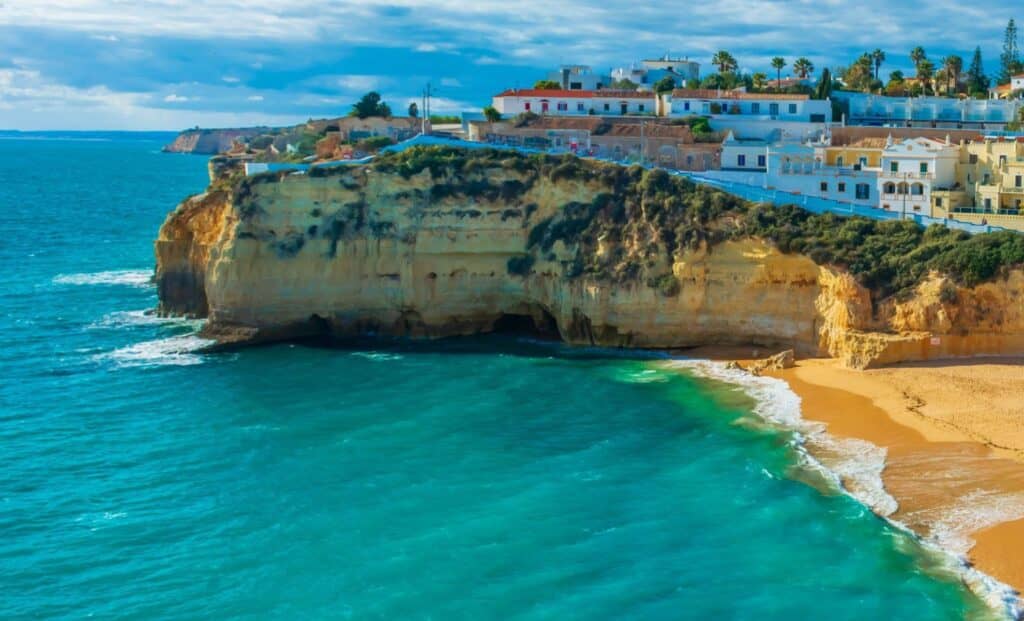 Faro : Un tour des lieux incontournables de la perle du sud du Portugal